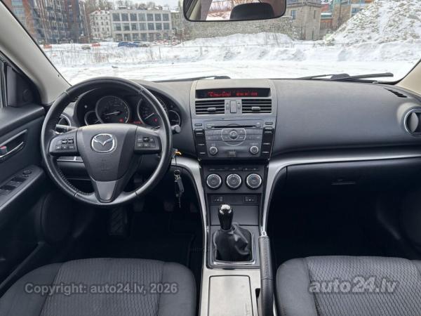 Pelēks Mazda 6 2011 Tallina, ar dzinēja tilpumu 1.80 L un nobraukumu 142 tūkst. km par 4790 €, foto 9 vietnē AUTOMOTO.COM.LV