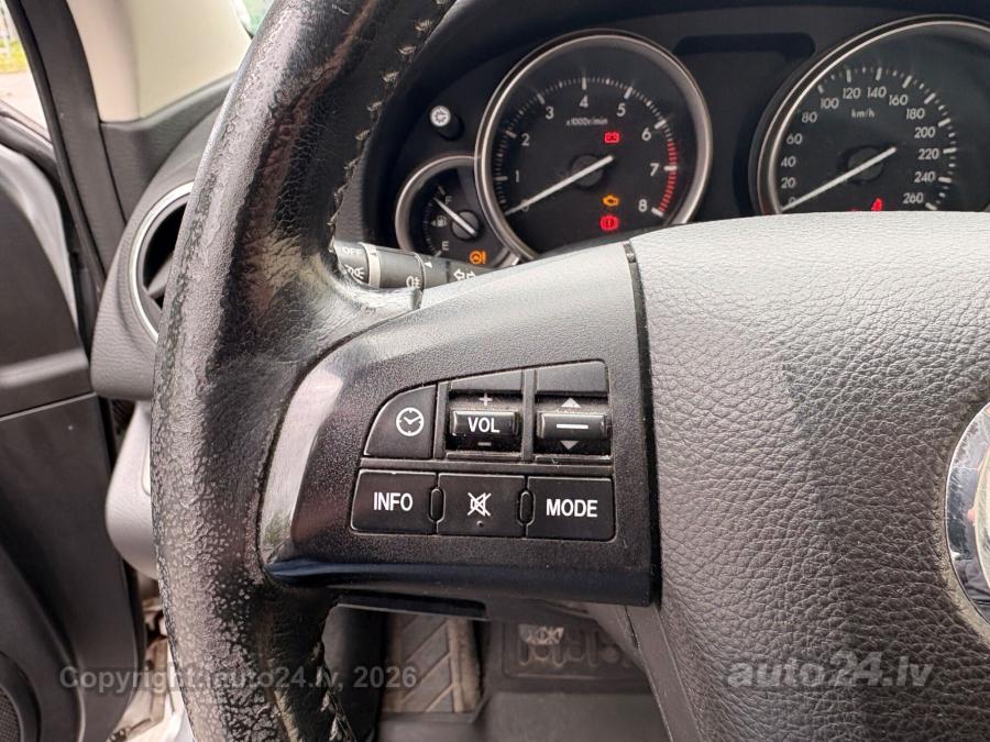 Серый Мазда 6 2011 в Таллин, объемом двигателя 1.80 л и пробегом 110 тыс. км за 4400 €, фото 11 на AUTOMOTO.COM.LV