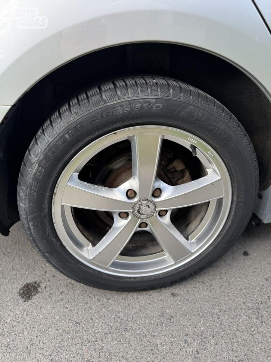 Grey Mazda 6 2012 in Kaunas, with an engine capacity of 2.20 L and mileage of 333 thousand km for 3350 €, photo 12 on AUTOMOTO.COM.LV
