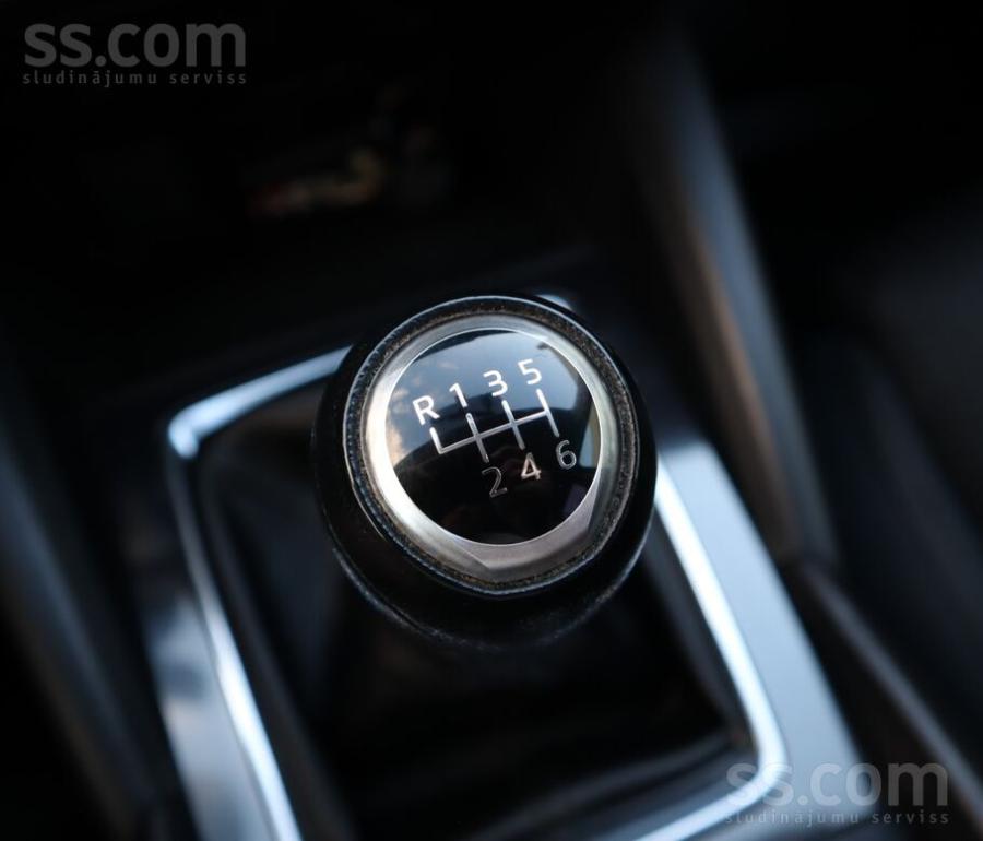 Pelēks Mazda 6 2013 Rīga, ar dzinēja tilpumu 2.20 L un nobraukumu 0 tūkst. km par 6490 €, foto 21 vietnē AUTOMOTO.COM.LV
