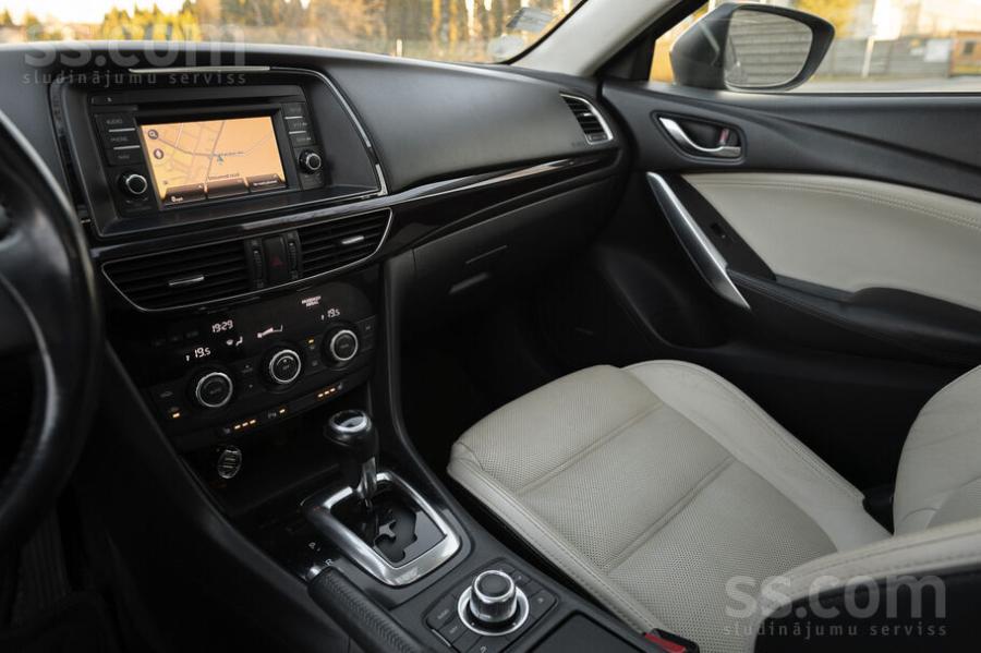 Pelēks Mazda 6 2013 Jelgava, ar dzinēja tilpumu 2.20 L un nobraukumu 224 tūkst. km par 6000 €, foto 12 vietnē AUTOMOTO.COM.LV