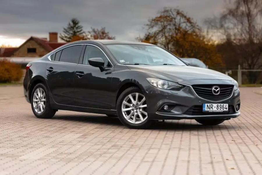 Grey Mazda 6 2013 in Jelgava, with an engine capacity of 2.20 L and mileage of 272 thousand km for 7290 €, photo 3 on AUTOMOTO.COM.LV