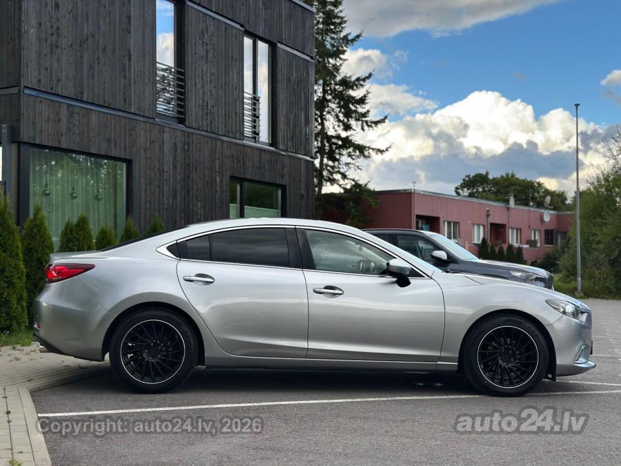 Grey Mazda 6 2013 in Tallinn, with an engine capacity of 2.20 L and mileage of 294 thousand km for 5999 €, photo 6 on AUTOMOTO.COM.LV