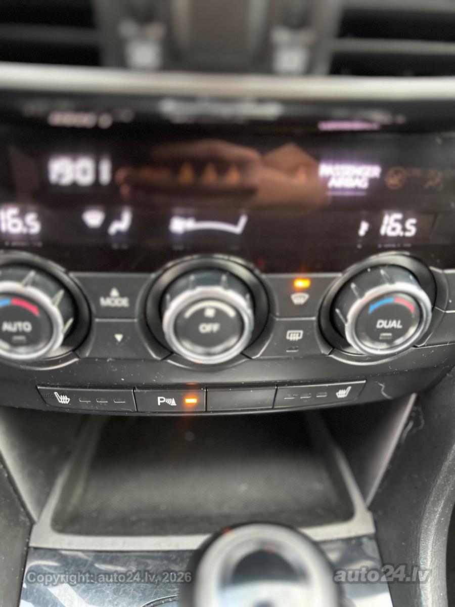Grey Mazda 6 2013 in Tallinn, with an engine capacity of 2.20 L and mileage of 294 thousand km for 5999 €, photo 16 on AUTOMOTO.COM.LV