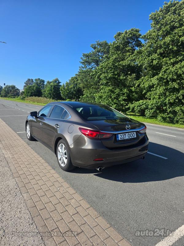 Grey Mazda 6 2015 in Tallinn, with an engine capacity of 2.20 L and mileage of 300 thousand km for 6190 €, photo 4 on AUTOMOTO.COM.LV