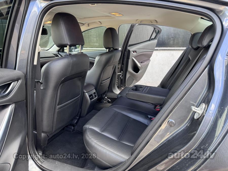 Pelēks Mazda 6 2016 Tallina, ar dzinēja tilpumu 2.20 L un nobraukumu 185 tūkst. km par 12300 €, foto 11 vietnē AUTOMOTO.COM.LV