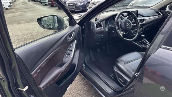 Grey Mazda 6 2016 in Klaipeda, with an engine capacity of 2.19 L and mileage of 265 thousand km for 6450 €, photo 4 on AUTOMOTO.COM.LV