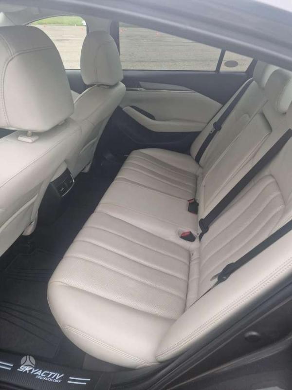 Grey Mazda 6 2018 in Klaipeda, with an engine capacity of 2.49 L and mileage of 98 thousand km for 18000 €, photo 7 on AUTOMOTO.COM.LV