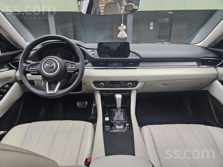 Grey Mazda 6 2019 in Riga, with an engine capacity of 2.50 L and mileage of 174 thousand km for 15800 €, photo 6 on AUTOMOTO.COM.LV