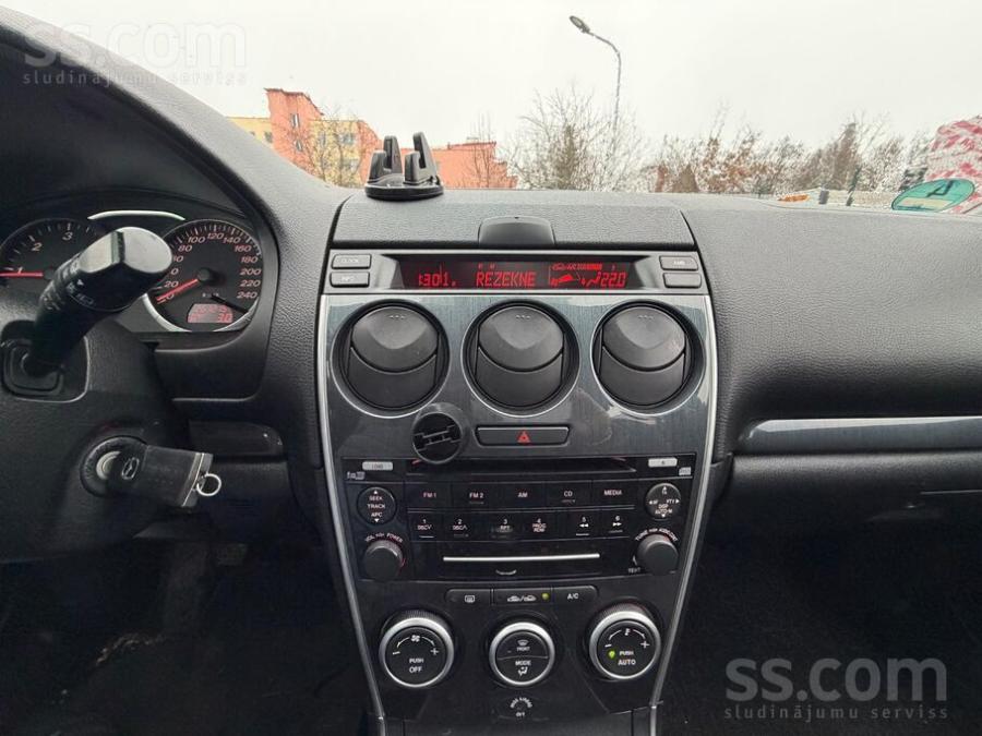 Grey Mazda 6 2006 in Ludza, with an engine capacity of 2.00 L and mileage of 243 thousand km for 2350 €, photo 15 on AUTOMOTO.COM.LV