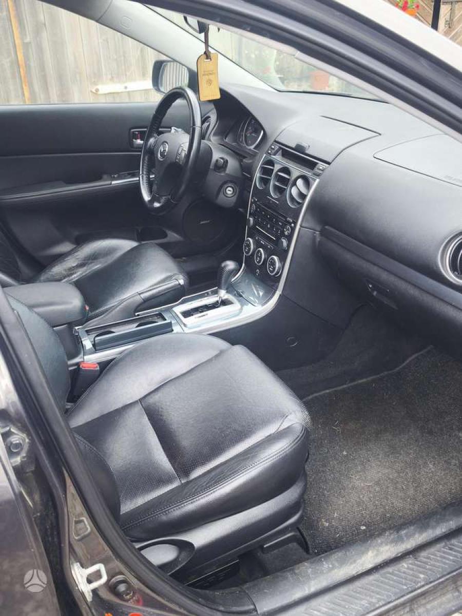 Pelēks Mazda 6 2007 Šilalė, ar dzinēja tilpumu 2.26 L un nobraukumu 333 tūkst. km par 750 €, foto 10 vietnē AUTOMOTO.COM.LV