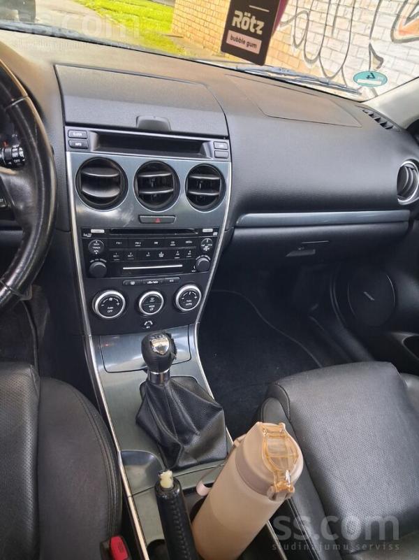 Pelēks Mazda 6 2007 Alūksne, ar dzinēja tilpumu 2.00 L un nobraukumu 311 tūkst. km par 1400 €, foto 6 vietnē AUTOMOTO.COM.LV