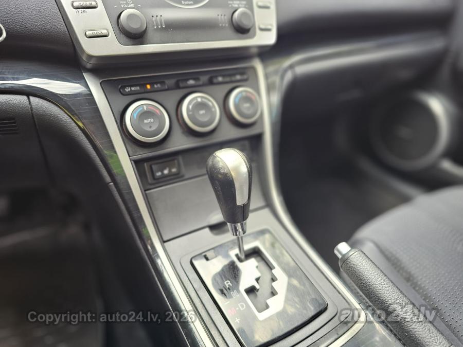 Grey Mazda 6 2008 in Tallinn, with an engine capacity of 2.00 L and mileage of 272 thousand km for 2488 €, photo 13 on AUTOMOTO.COM.LV