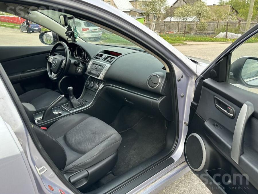 Grey Mazda 6 2008 in Daugavpils, with an engine capacity of 2.00 L and mileage of 317 thousand km for 2200 €, photo 17 on AUTOMOTO.COM.LV