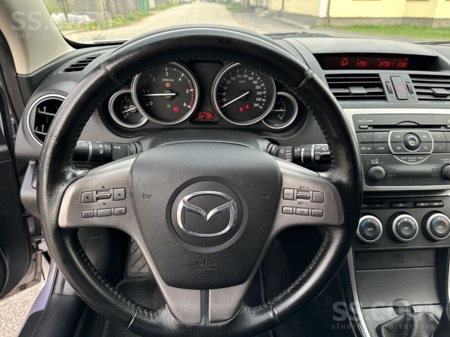 Grey Mazda 6 2008 in Daugavpils, with an engine capacity of 2.00 L and mileage of 317 thousand km for 2200 €, photo 20 on AUTOMOTO.COM.LV