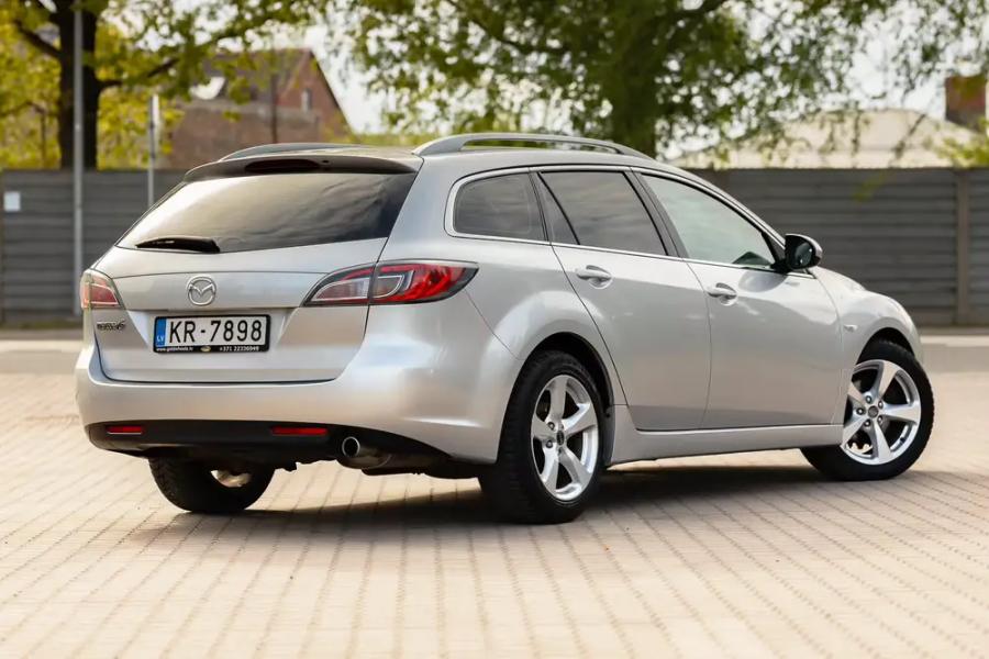 Pelēks Mazda 6 2008 Jelgava, ar dzinēja tilpumu 2.20 L un nobraukumu 295 tūkst. km par 1900 €, foto 6 vietnē AUTOMOTO.COM.LV