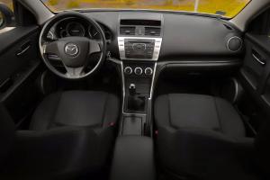 Pelēks Mazda 6 2008 Jelgava, ar dzinēja tilpumu 2.20 L un nobraukumu 295 tūkst. km par 1900 €, foto 14 vietnē AUTOMOTO.COM.LV