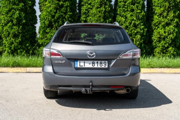 Pelēks Mazda 6 2009 Rīga, ar dzinēja tilpumu 2.00 L un nobraukumu 378 tūkst. km par 2750 €, foto 5 vietnē AUTOMOTO.COM.LV