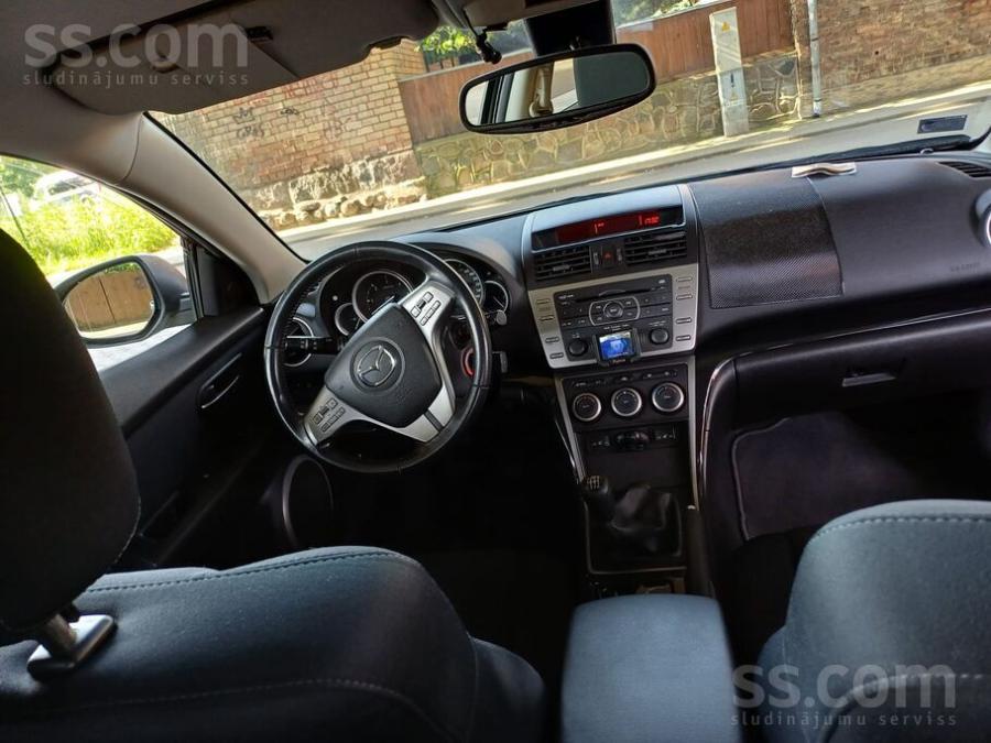 Pelēks Mazda 6 2009 Daugavpils, ar dzinēja tilpumu 2.20 L un nobraukumu 250 tūkst. km par 2800 €, foto 9 vietnē AUTOMOTO.COM.LV