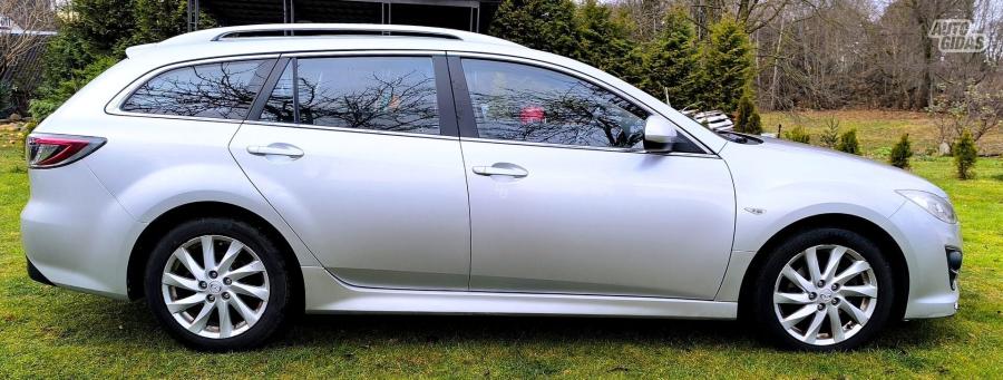 Grey Mazda 6 2010 in Vilnius, with an engine capacity of 2.20 L and mileage of 256 thousand km for 2899 €, photo 4 on AUTOMOTO.COM.LV