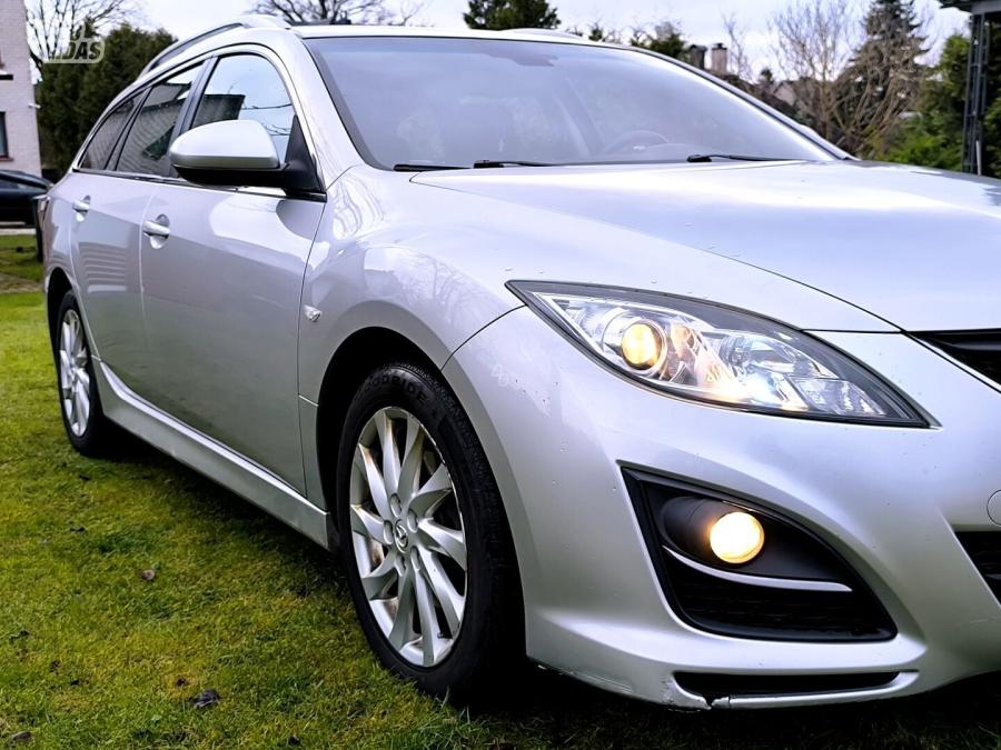 Grey Mazda 6 2010 in Vilnius, with an engine capacity of 2.20 L and mileage of 256 thousand km for 2899 €, photo 10 on AUTOMOTO.COM.LV