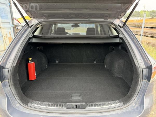 Grey Mazda 6 2010 in Riga, with an engine capacity of 2.00 L and mileage of 211 thousand km for 3995 €, photo 5 on AUTOMOTO.COM.LV