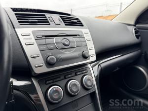 Pelēks Mazda 6 2010 Rīga, ar dzinēja tilpumu 2.00 L un nobraukumu 211 tūkst. km par 3995 €, foto 13 vietnē AUTOMOTO.COM.LV