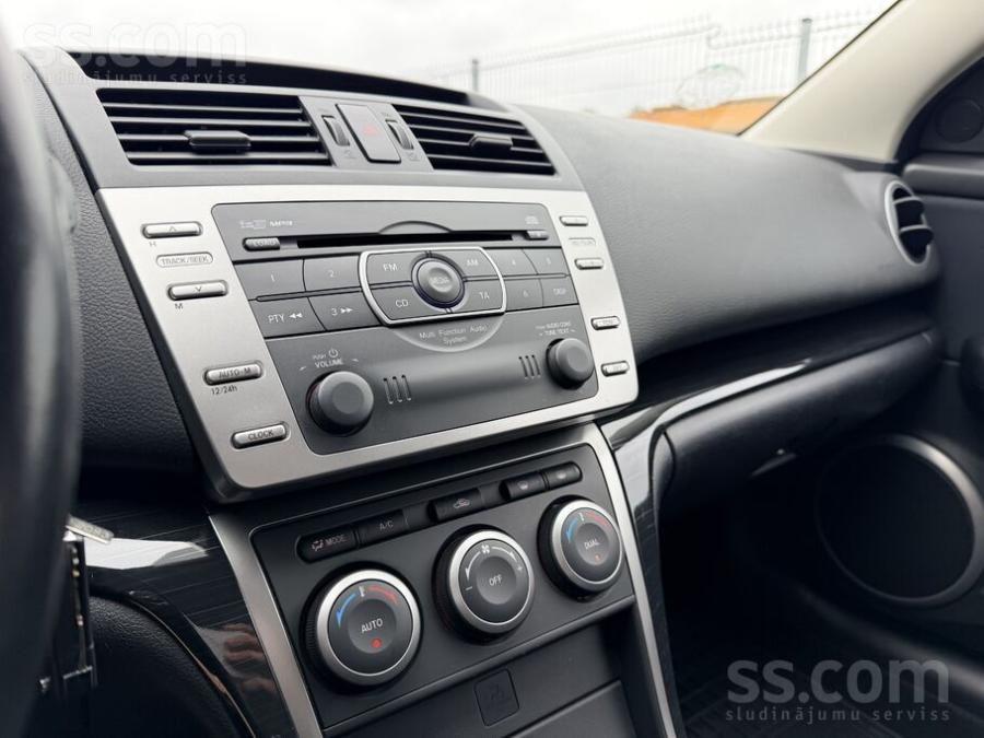 Pelēks Mazda 6 2010 Rīga, ar dzinēja tilpumu 2.00 L un nobraukumu 211 tūkst. km par 3995 €, foto 13 vietnē AUTOMOTO.COM.LV