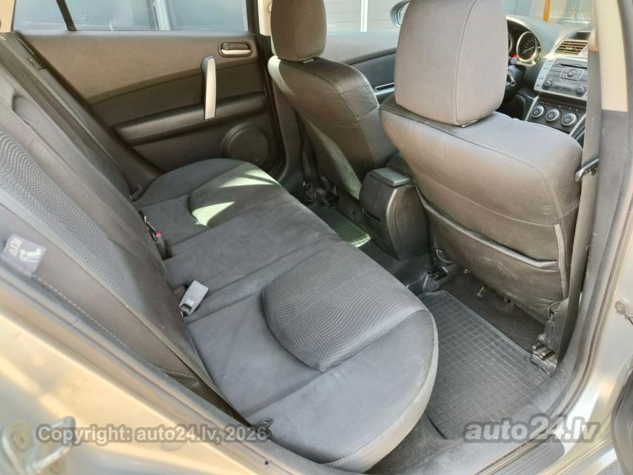 Pelēks Mazda 6 2010 Tallina, ar dzinēja tilpumu 1.80 L un nobraukumu 597 tūkst. km par 1299 €, foto 7 vietnē AUTOMOTO.COM.LV