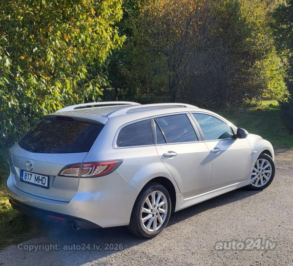 Pelēks Mazda 6 2011 Tallina, ar dzinēja tilpumu 2.00 L un nobraukumu 237 tūkst. km par 3900 €, foto 2 vietnē AUTOMOTO.COM.LV