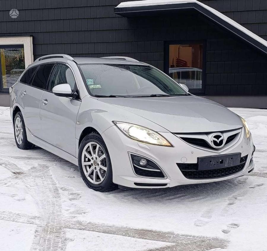 Grey Mazda 6 2012 in Kaunas, with an engine capacity of 2.20 L and mileage of 291 thousand km for 2500 €, photo 1 on AUTOMOTO.COM.LV