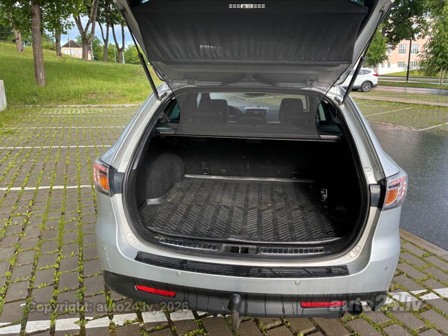 Pelēks Mazda 6 2012 Viljandi, ar dzinēja tilpumu 2.20 L un nobraukumu 258 tūkst. km par 3200 €, foto 6 vietnē AUTOMOTO.COM.LV