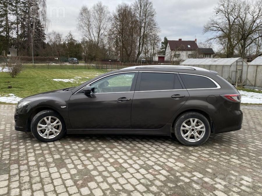 Grey Mazda 6 2013 in Riga, with an engine capacity of 1.80 L and mileage of 237 thousand km for 5000 €, photo 7 on AUTOMOTO.COM.LV