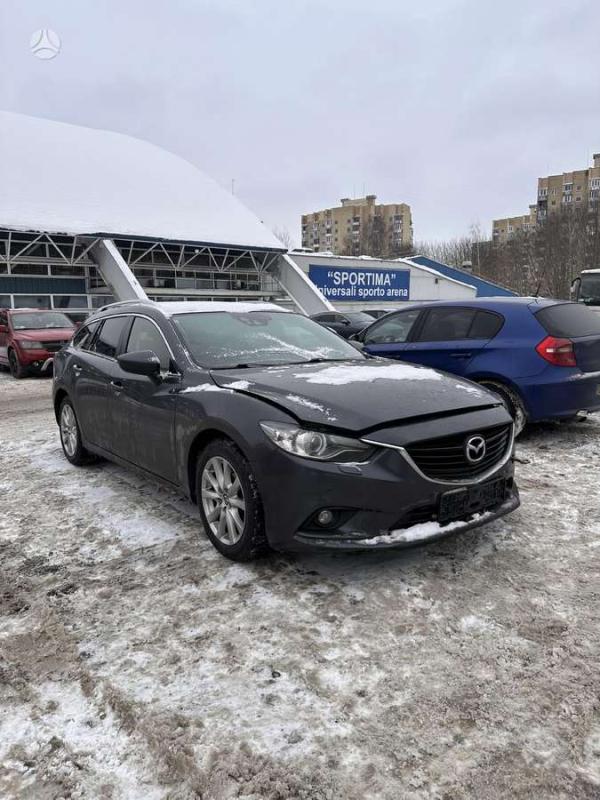 Pelēks Mazda 6 2013 Viļņa, ar dzinēja tilpumu 2.20 L un nobraukumu 176 tūkst. km par 3400 €, foto 2 vietnē AUTOMOTO.COM.LV