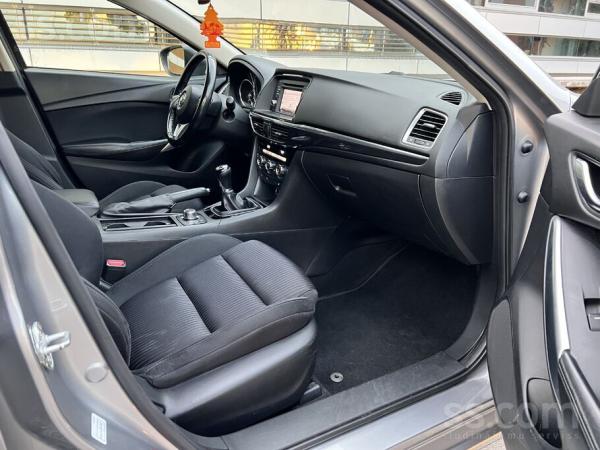 Pelēks Mazda 6 2013 Rīga, ar dzinēja tilpumu 2.20 L un nobraukumu 204 tūkst. km par 4690 €, foto 9 vietnē AUTOMOTO.COM.LV