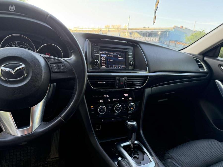 Grey Mazda 6 2013 in Klaipeda, with an engine capacity of 2.18 L and mileage of 224 thousand km for 3700 €, photo 9 on AUTOMOTO.COM.LV