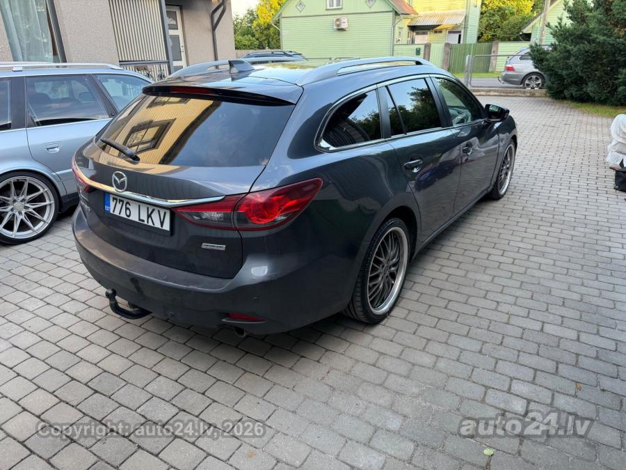 Pelēks Mazda 6 2013 Tallina, ar dzinēja tilpumu 2.20 L un nobraukumu 310 tūkst. km par 2999 €, foto 11 vietnē AUTOMOTO.COM.LV
