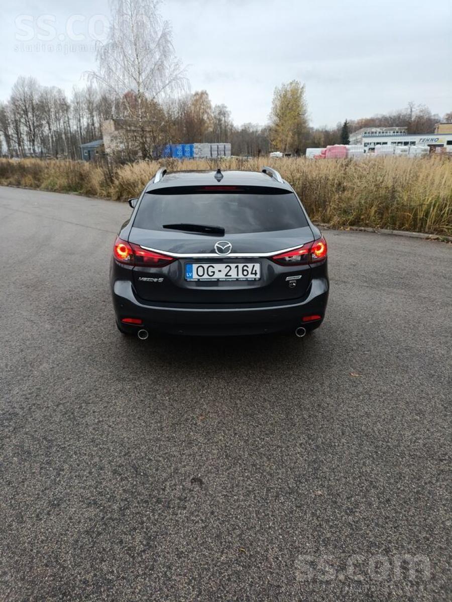 Grey Mazda 6 2013 in Aizkraukle, with an engine capacity of 2.20 L and mileage of 260 thousand km for 7000 €, photo 6 on AUTOMOTO.COM.LV