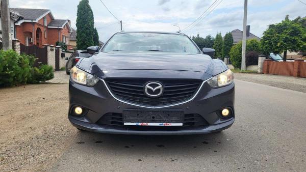 Grey Mazda 6 2013 in Siauliai, with an engine capacity of 2.20 L and mileage of 285 thousand km for 4750 €, photo 2 on AUTOMOTO.COM.LV