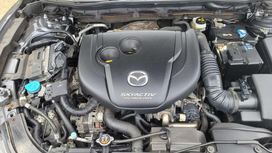 Grey Mazda 6 2013 in Siauliai, with an engine capacity of 2.20 L and mileage of 285 thousand km for 4750 €, photo 11 on AUTOMOTO.COM.LV