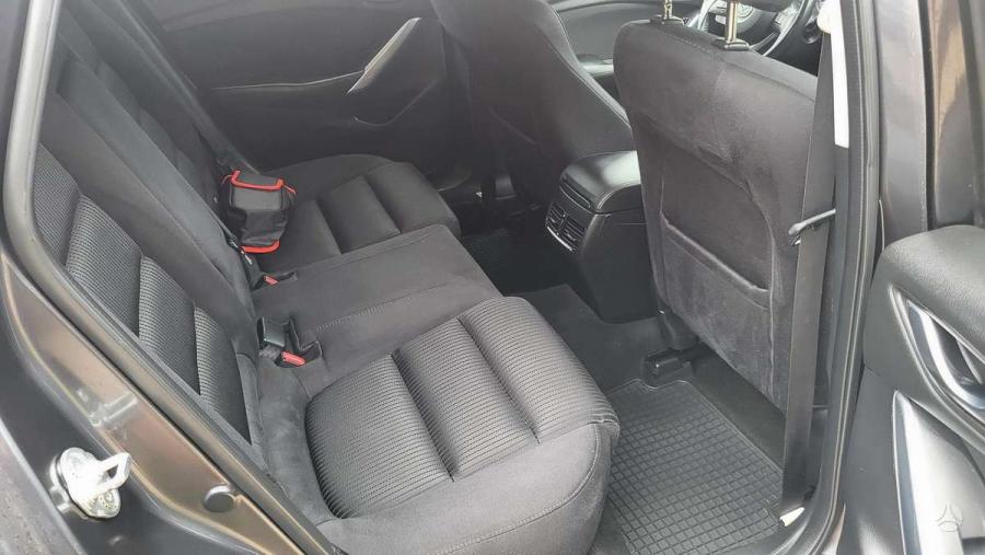 Grey Mazda 6 2013 in Siauliai, with an engine capacity of 2.20 L and mileage of 285 thousand km for 4750 €, photo 17 on AUTOMOTO.COM.LV