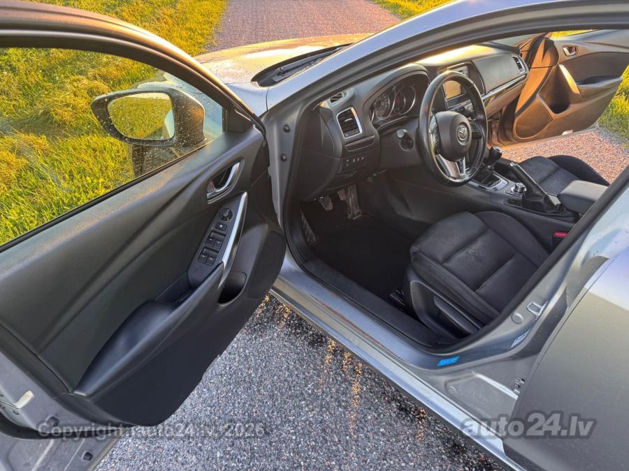 Pelēks Mazda 6 2013 Tartu, ar dzinēja tilpumu 2.00 L un nobraukumu 355 tūkst. km par 4500 €, foto 15 vietnē AUTOMOTO.COM.LV
