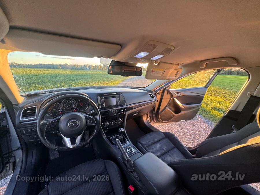 Pelēks Mazda 6 2013 Tartu, ar dzinēja tilpumu 2.00 L un nobraukumu 355 tūkst. km par 4500 €, foto 18 vietnē AUTOMOTO.COM.LV
