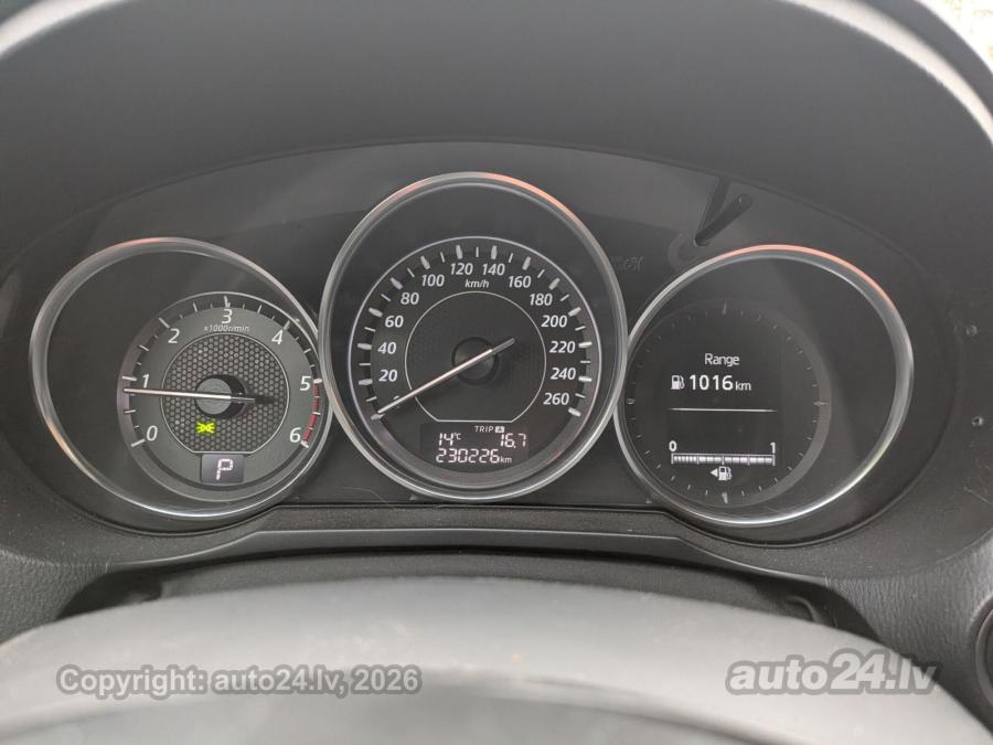 Pelēks Mazda 6 2014 Rapla, ar dzinēja tilpumu 2.20 L un nobraukumu 230 tūkst. km par 7500 €, foto 4 vietnē AUTOMOTO.COM.LV