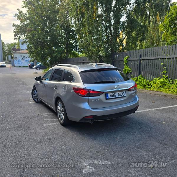Mazda 6 2014 Tallina vietnē Pelēks Mazda 6 2014 Tallina, ar dzinēja tilpumu 2.20 L un nobraukumu 303 tūkst. km par 5500 €, foto 6 vietnē AUTOMOTO.COM.LV