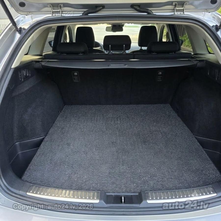Pelēks Mazda 6 2014 Tallina, ar dzinēja tilpumu 2.20 L un nobraukumu 303 tūkst. km par 5500 €, foto 12 vietnē AUTOMOTO.COM.LV