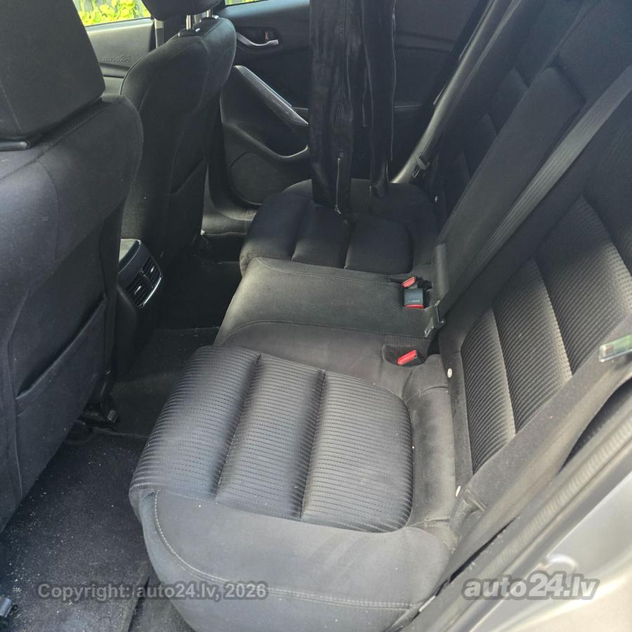 Pelēks Mazda 6 2014 Tallina, ar dzinēja tilpumu 2.20 L un nobraukumu 303 tūkst. km par 5500 €, foto 16 vietnē AUTOMOTO.COM.LV