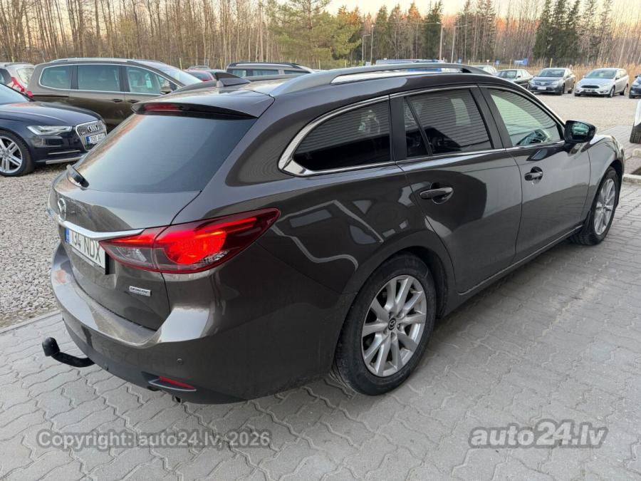 Grey Mazda 6 2015 in Voru, with an engine capacity of 2.20 L and mileage of 195 thousand km for 5990 €, photo 3 on AUTOMOTO.COM.LV