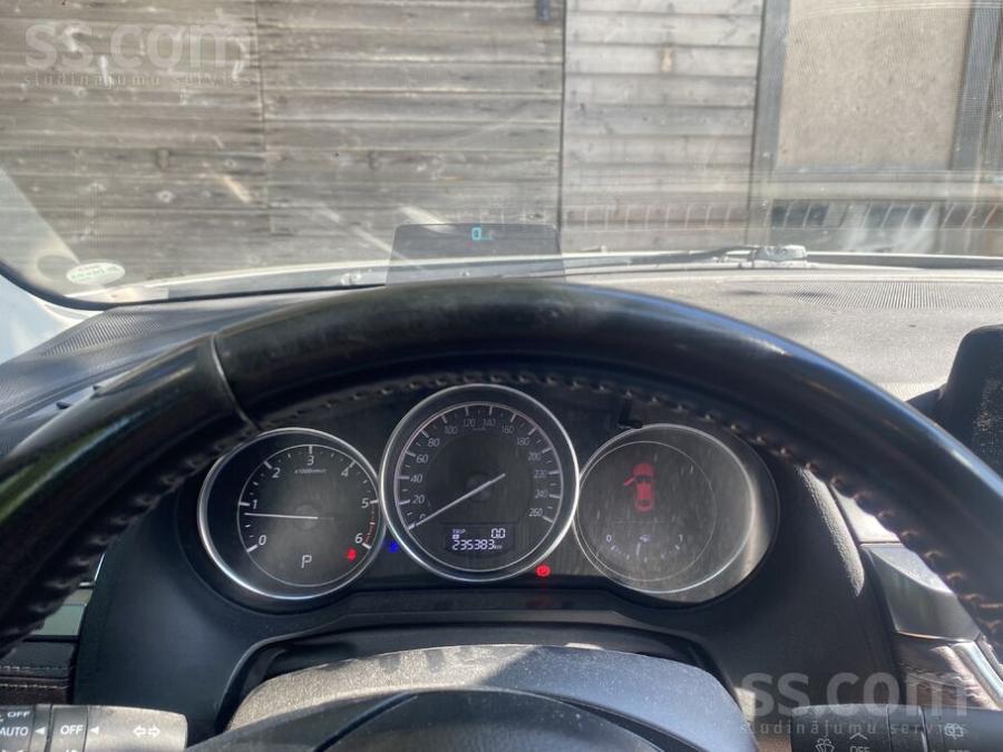 Pelēks Mazda 6 2015 Cēsis, ar dzinēja tilpumu 2.20 L un nobraukumu 236 tūkst. km par 5200 €, foto 10 vietnē AUTOMOTO.COM.LV