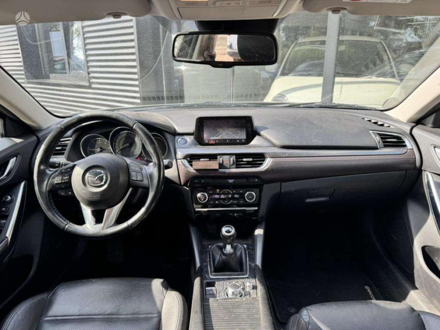 Pelēks Mazda 6 2015 Raseiniai, ar dzinēja tilpumu 2.19 L un nobraukumu 240 tūkst. km par 4650 €, foto 4 vietnē AUTOMOTO.COM.LV